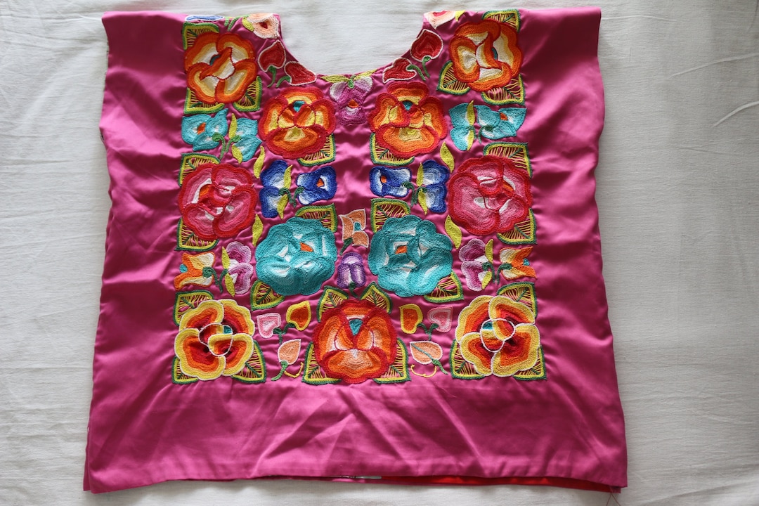 VINTAGE HUIPIL Mexican Huipil: Huipil With Hand-embroidered Flowers on ...