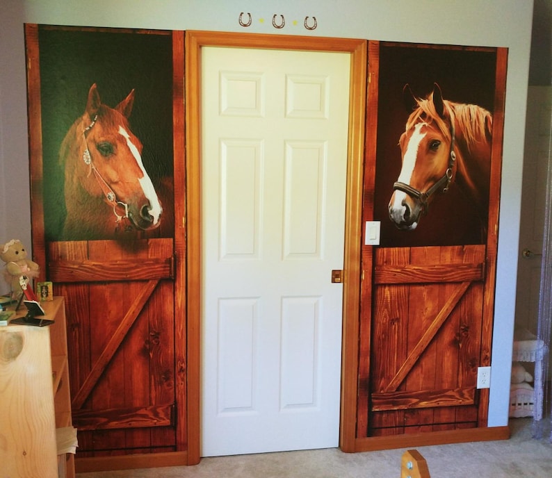 Horse in Stall - Sticker for Door, Wall or Fridge. Peel & Stick ...