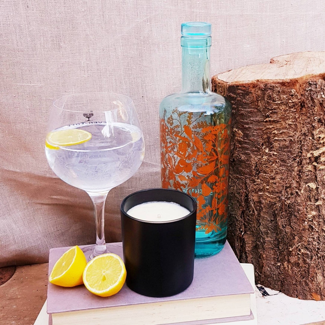Gin & Tonic Luxury Soy Candle in a Matt Black Glass Jar - Etsy