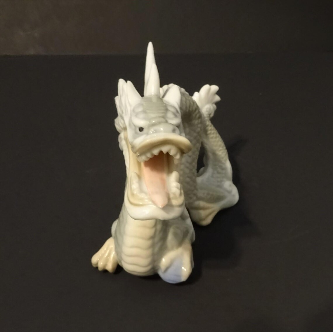 Vinatge Yoshimi K Porcelain Foo Dragon Figurine Gray/white With Sphere ...