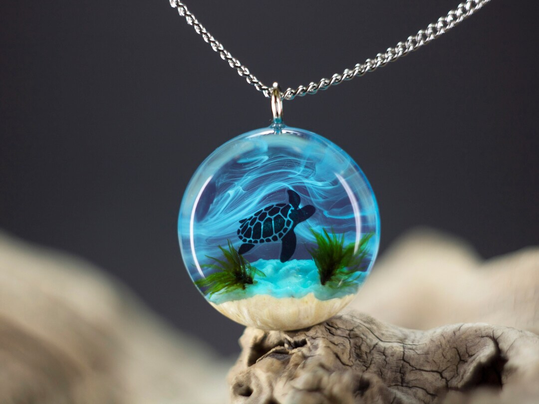 Sea Turtle Necklace, Wood Resin Round Medallion Pendant, Handmade ...