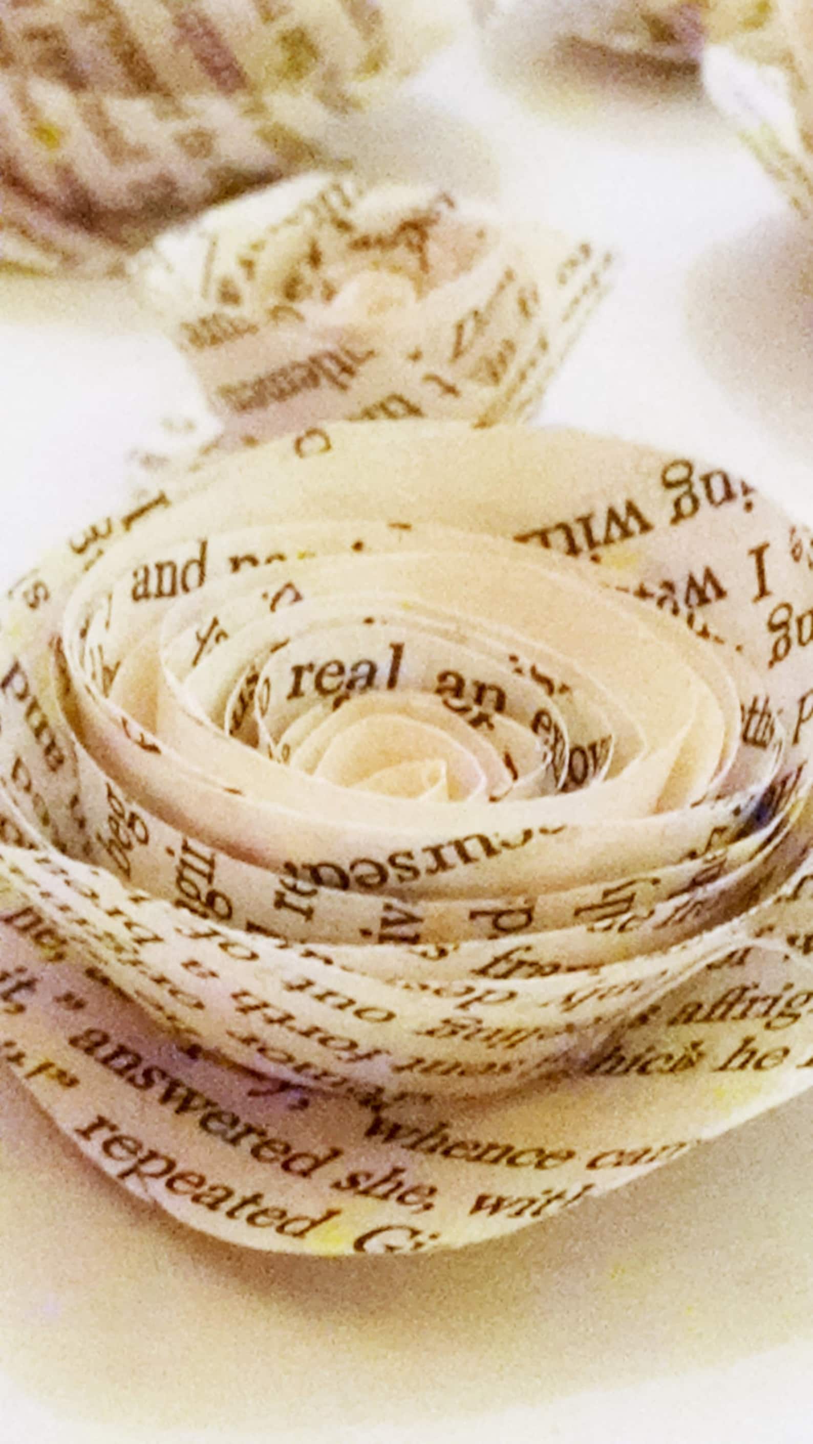 Book Page Roses Set of 12 Paper Roses Paper Flowers - Etsy