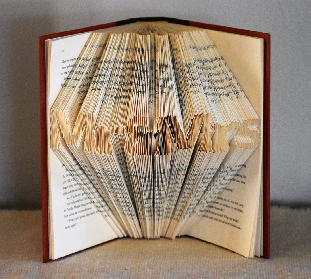 Mr & Mrs Folded Book Art, Unique Wedding Gift, Handmade Sculpture - Etsy