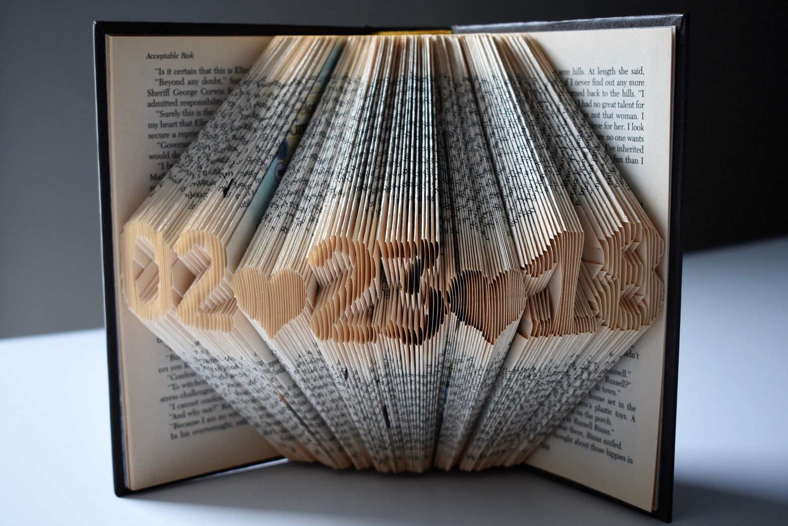 Folded Book Art Anniversary Gift, Custom Wedding Date Sculpture - Etsy