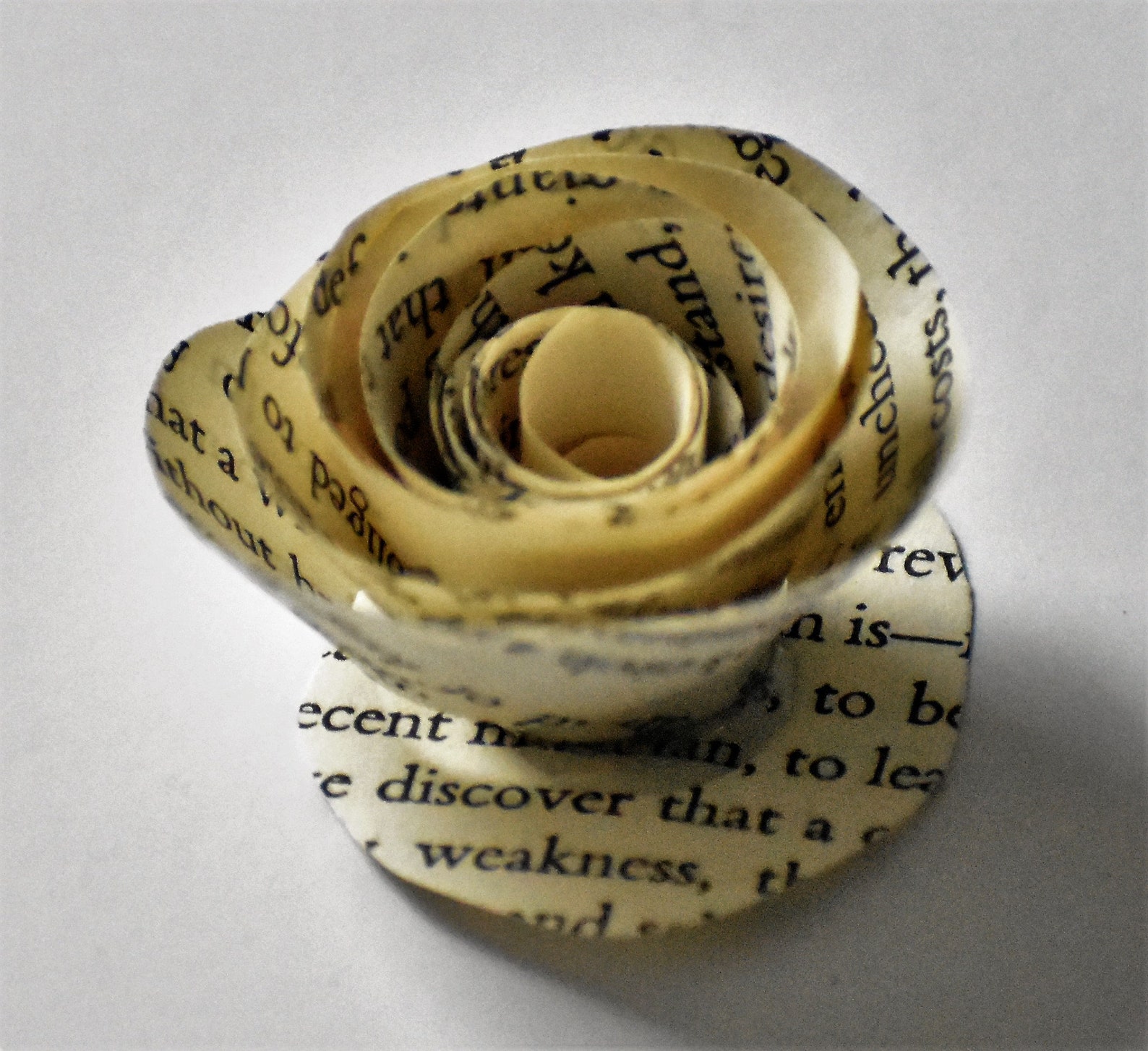 Book Page Roses Set of 12 Paper Roses Paper Flowers | Etsy