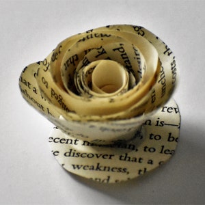 Book Page Roses Set of 12 Paper Roses Paper Flowers Centerpiece Wedding ...