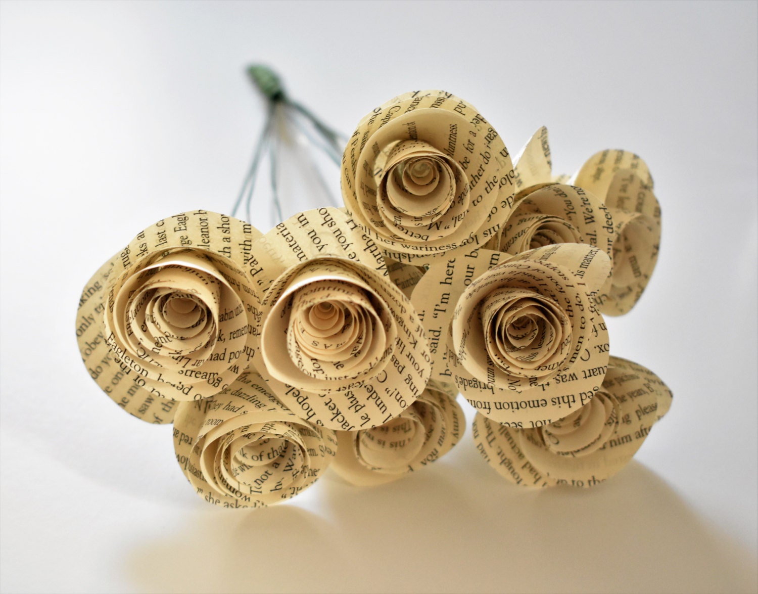 Paper Flowers Set of 12 Paper Flower Bouquet Book Page Roses - Etsy