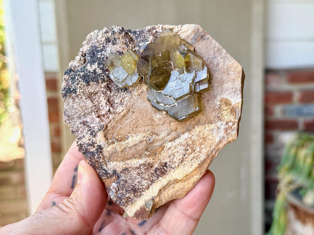 Golden Barite on Matrix, Tabular Formation, 507g, Self-standing, Crown ...