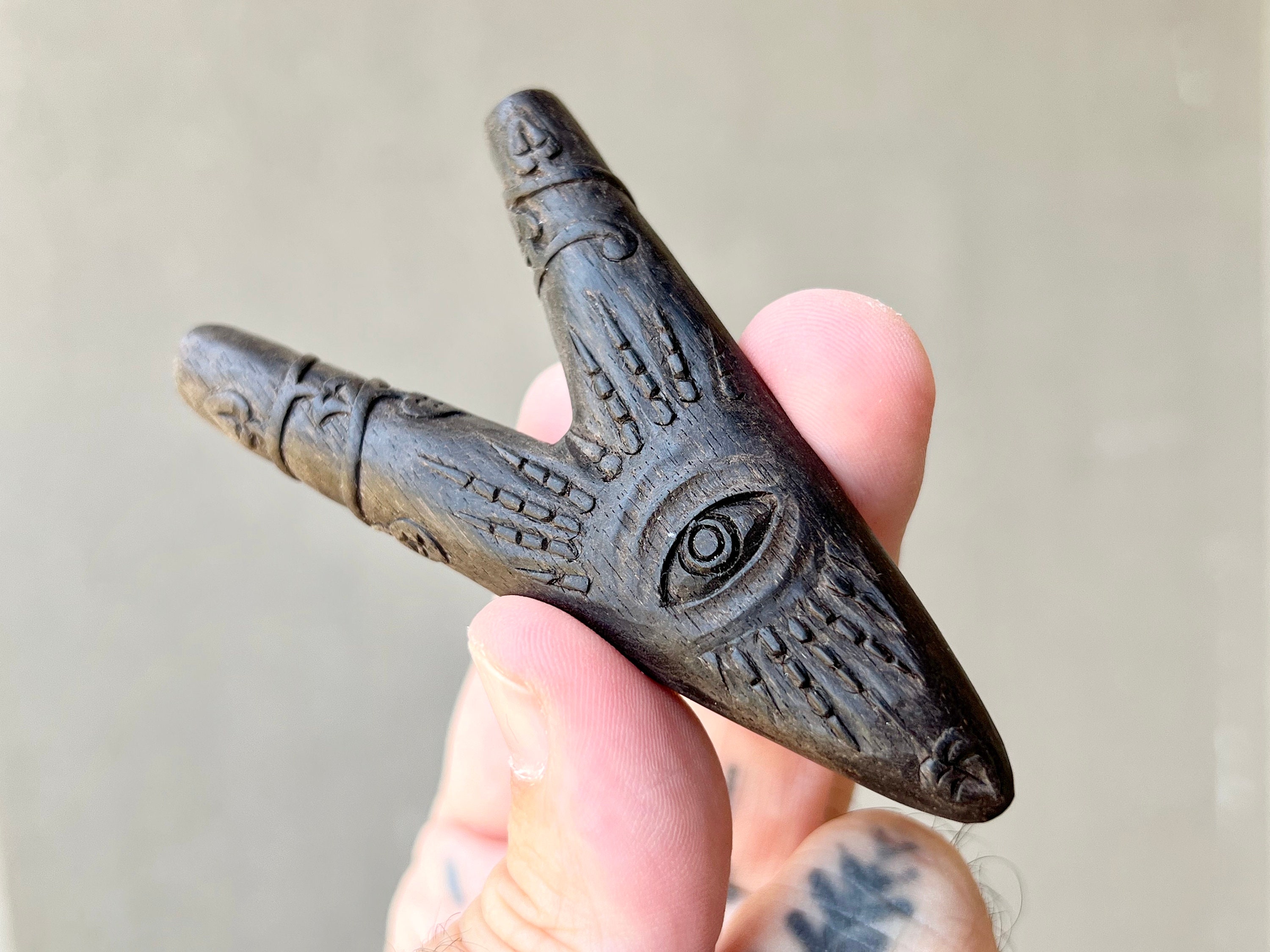 Kuripe, Solid Wood All-Seeing Eye with Vine Kuripe, Single Block Kuripe ...