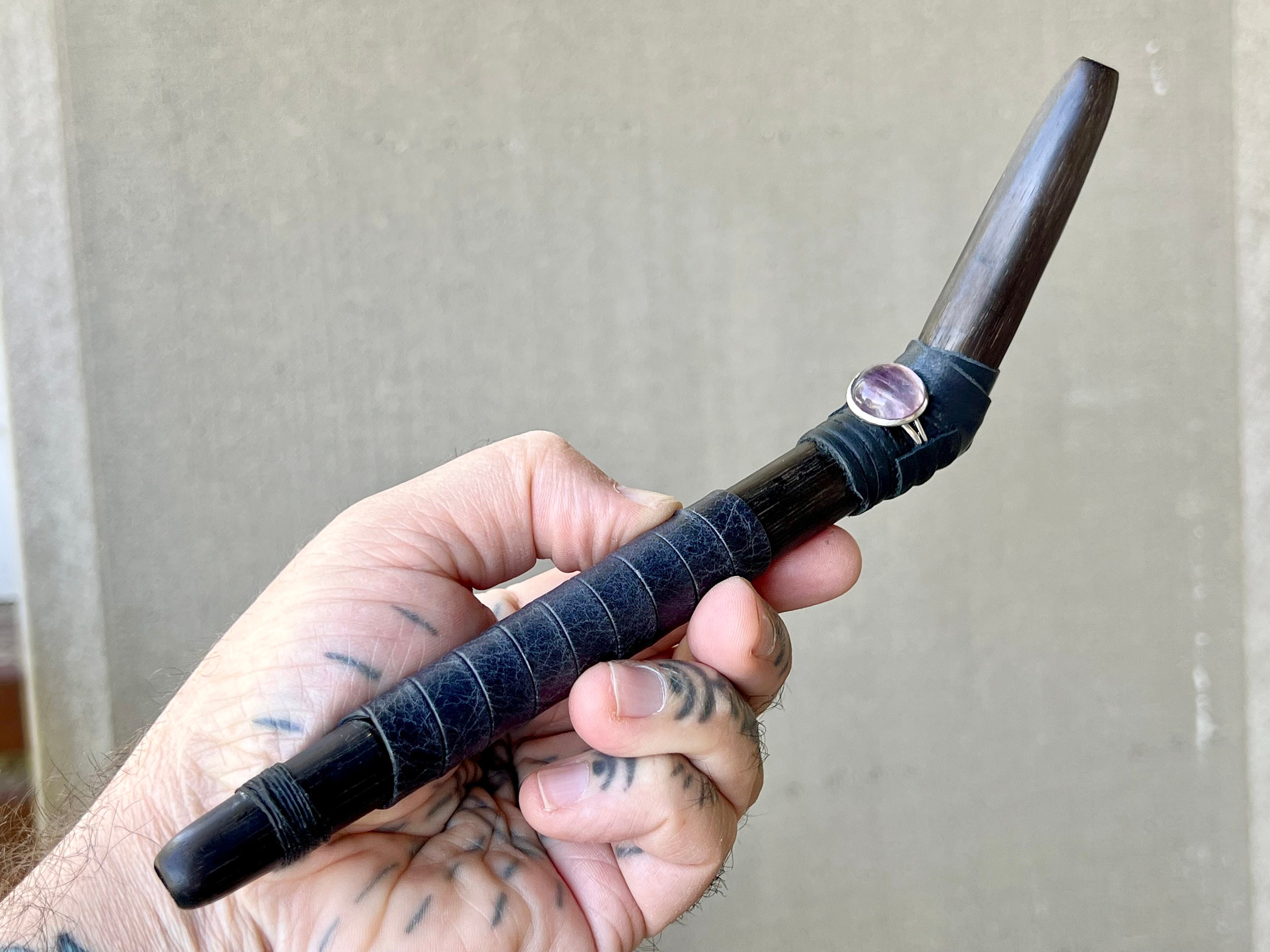 Tepi (kuripe) pipe with Purple Fluorite, Solid Ebony Wood Tepi ...
