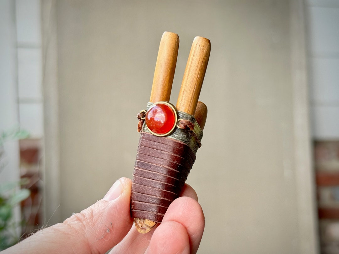 Double Kuripe With Carnelian Stone, Natural Teak Wood Kuripe, Hand ...