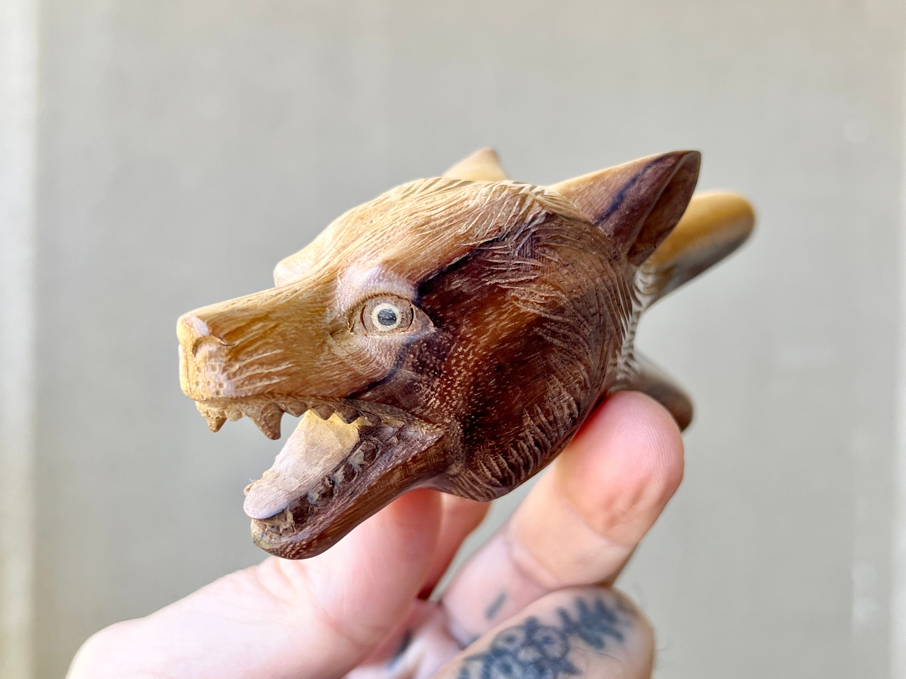 Wolf Kuripe, Solid Wood Single Block Kuripe, Hand Carved Shamanic Self ...