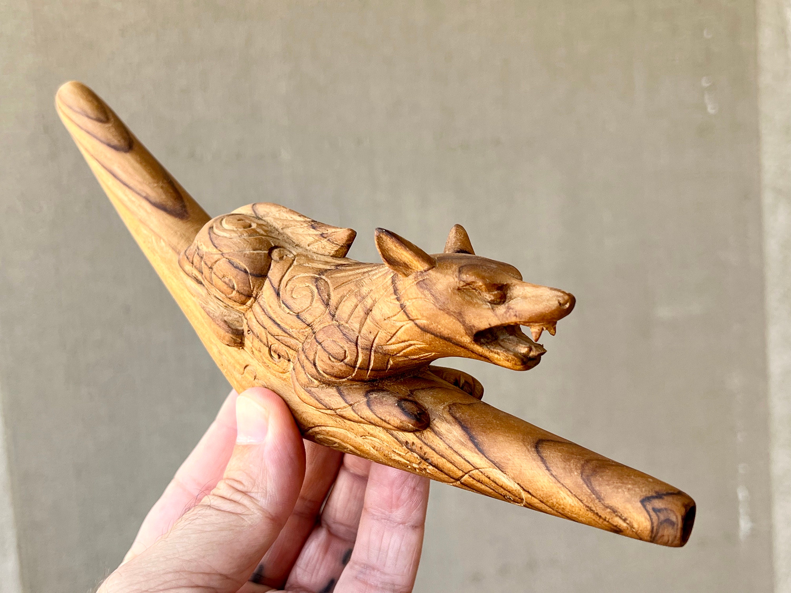 Wolf Totem Tepi Pipe, Solid Wood Wolf Tepi for Rapé, Single Block Tepi ...
