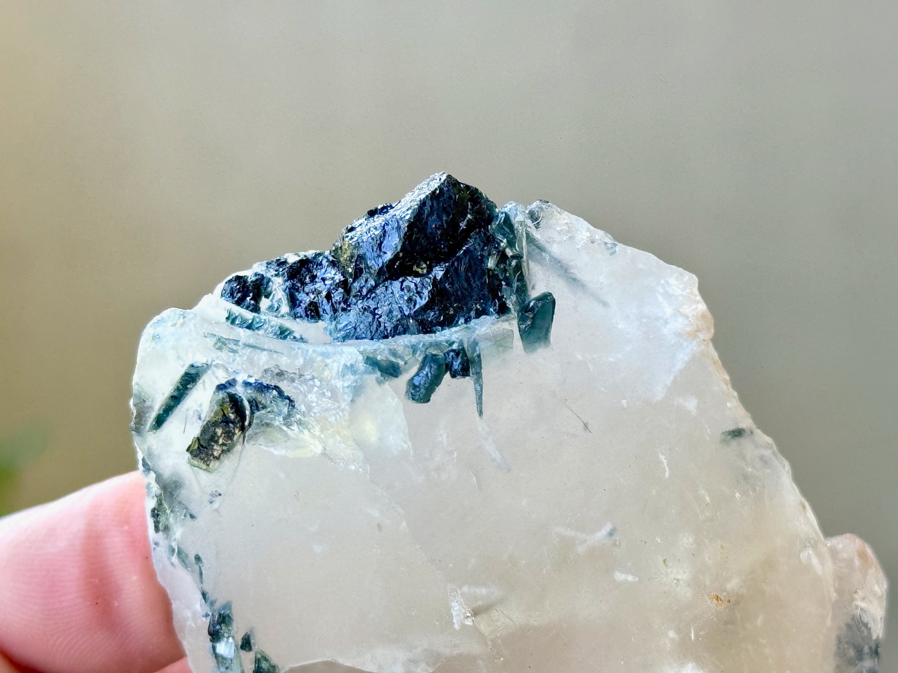 Quartz Crystal with Bicolor Midnight Blue and Opalescent White ...