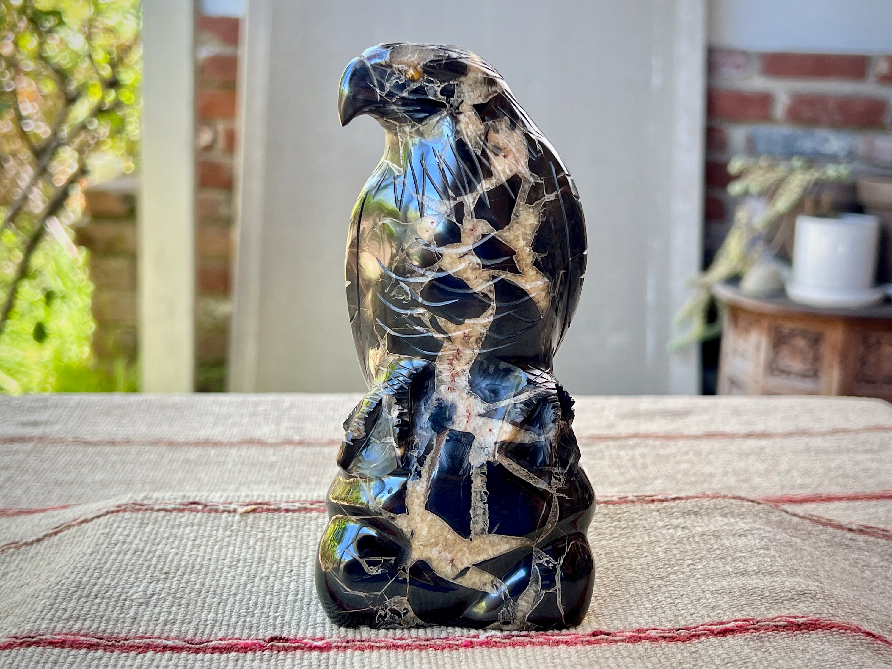 Andean Eagle Statue by Peruvian Artist Ozwaldo Perez, Hand Carved from ...