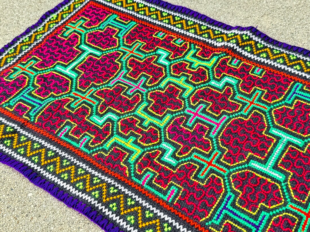 Shipibo Manta Cloth by Peruvian Artist Isabel Franchini, 12.5" X 19.5 ...