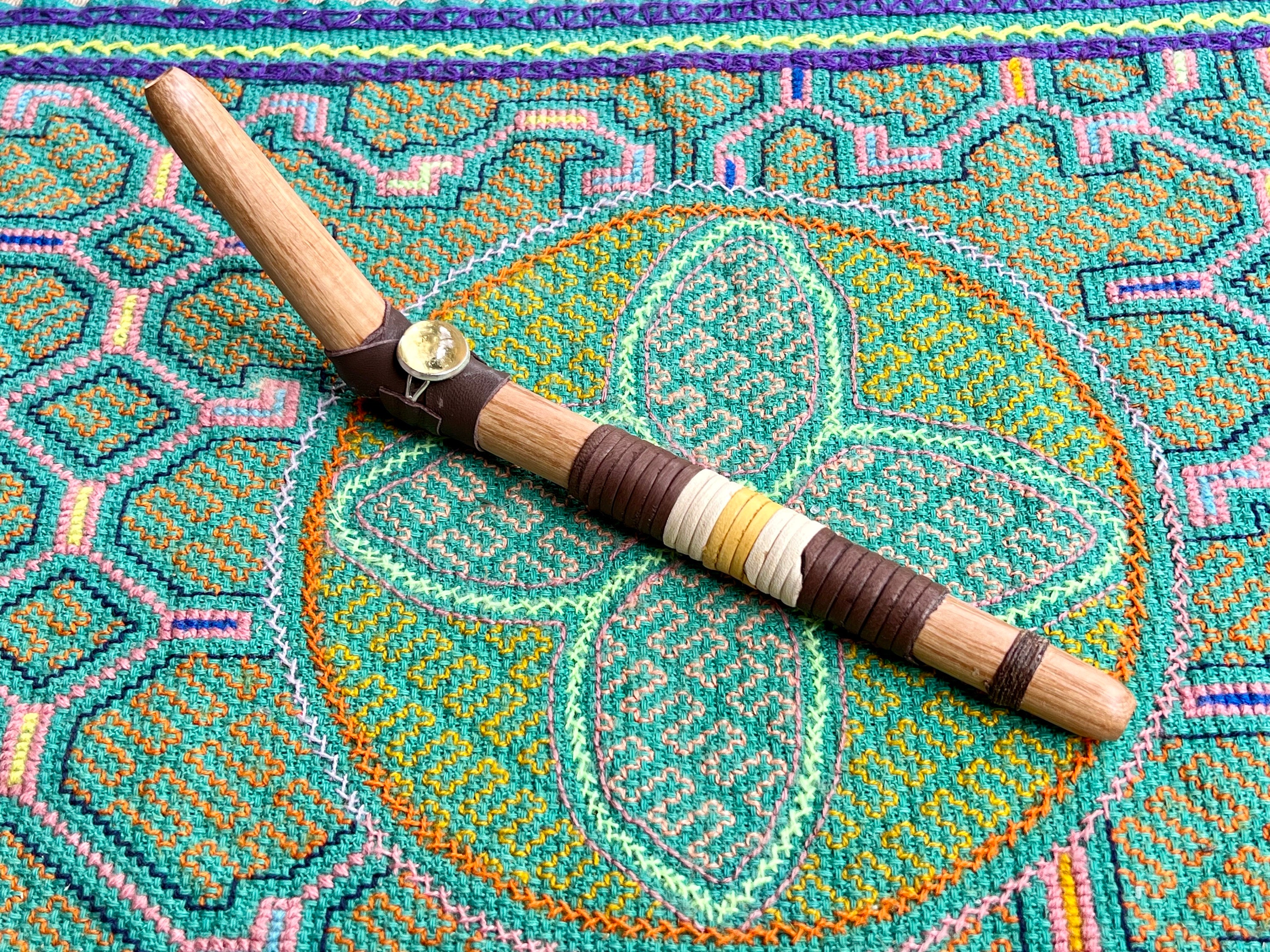 Tepi (kuripe) pipe with Citrine, Solid Wood Tepi, Handcrafted Shamanic ...