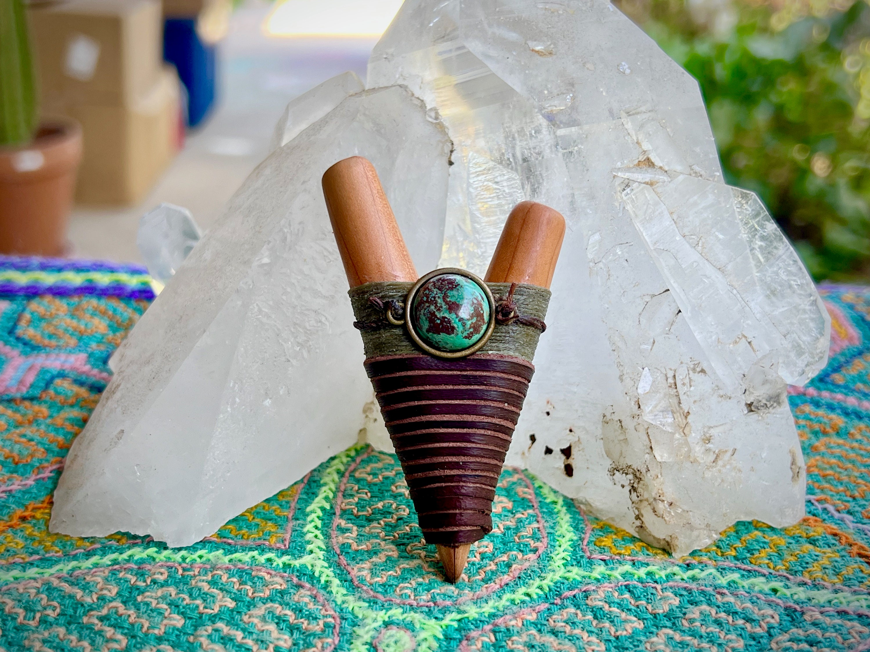 Kuripe, Natural Wood Kuripe with Beautiful Chrysocolla Stone ...