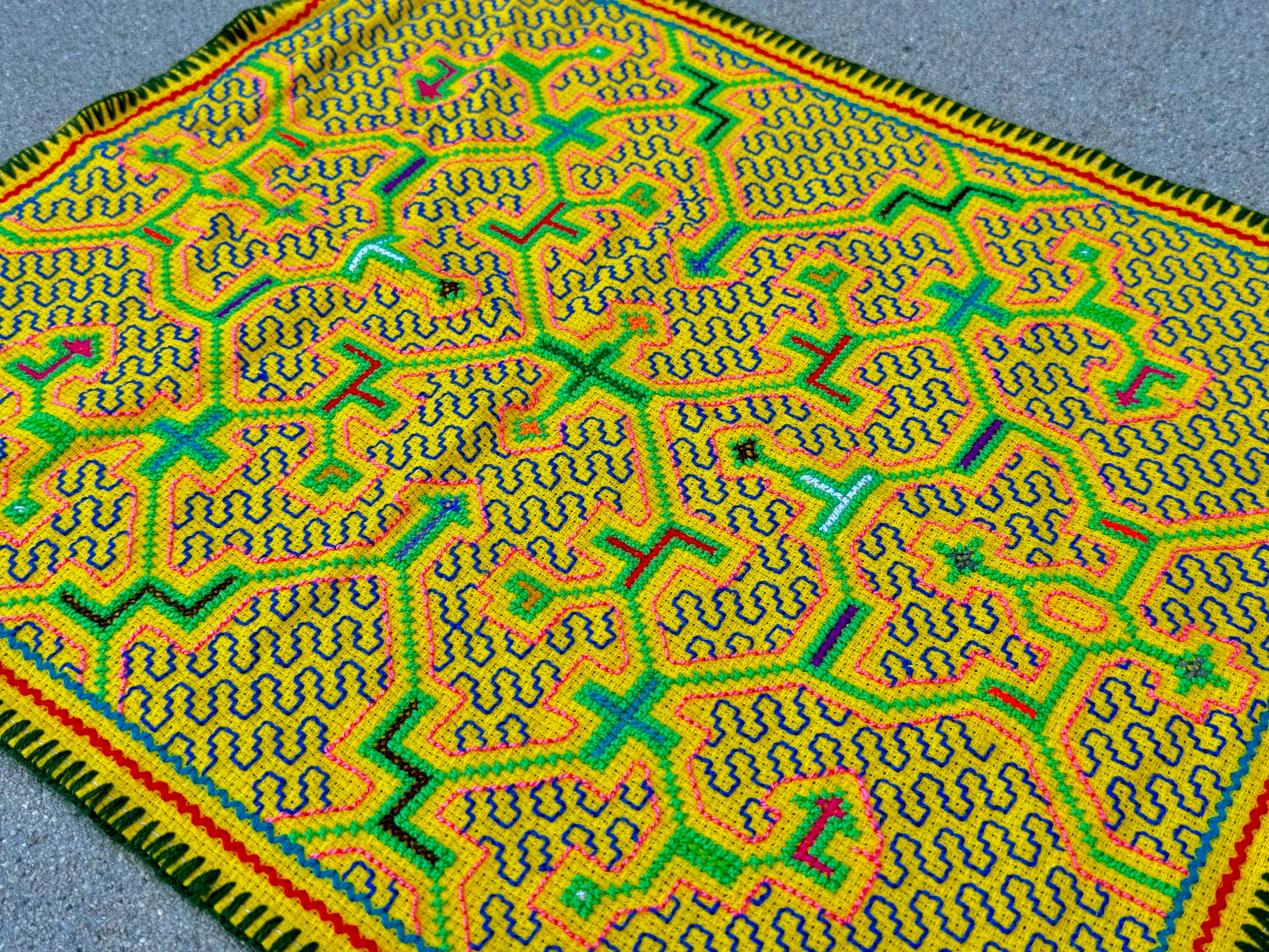 Shipibo Manta Cloth by Peruvian Artist Isabel Franquines, 15 x 18 ...