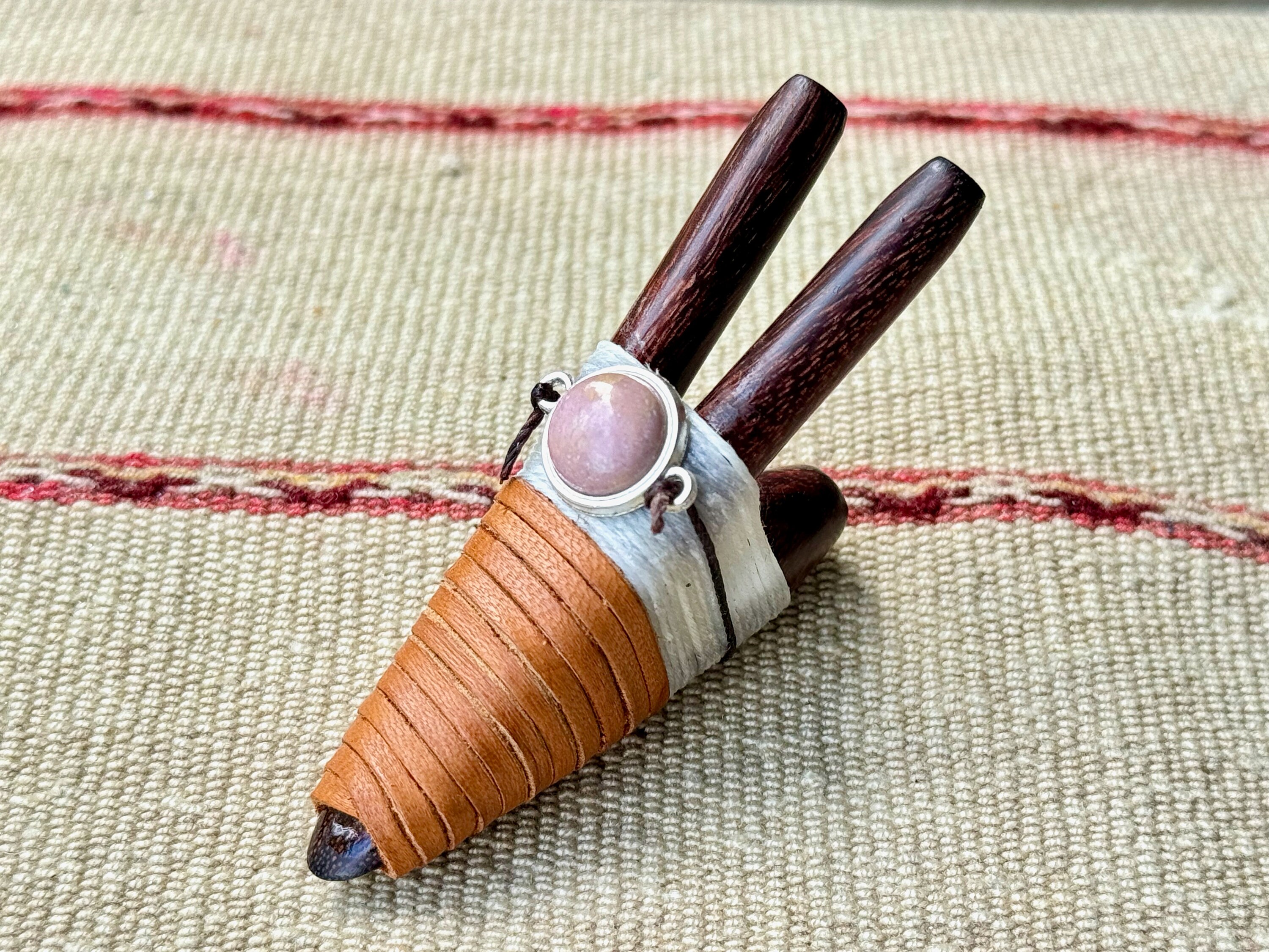 Double Kuripe Pipe, Handcrafted Tamarind Wood Double Barrel Kuripe with ...