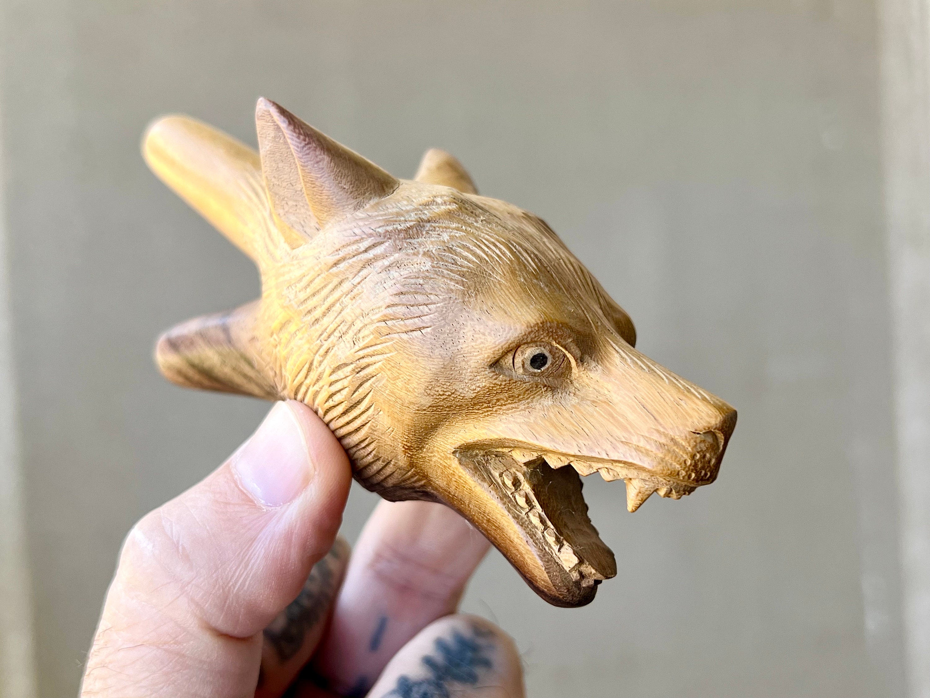 Wolf Kuripe, Solid Wood Single Block Kuripe, Hand Carved Shamanic Self ...
