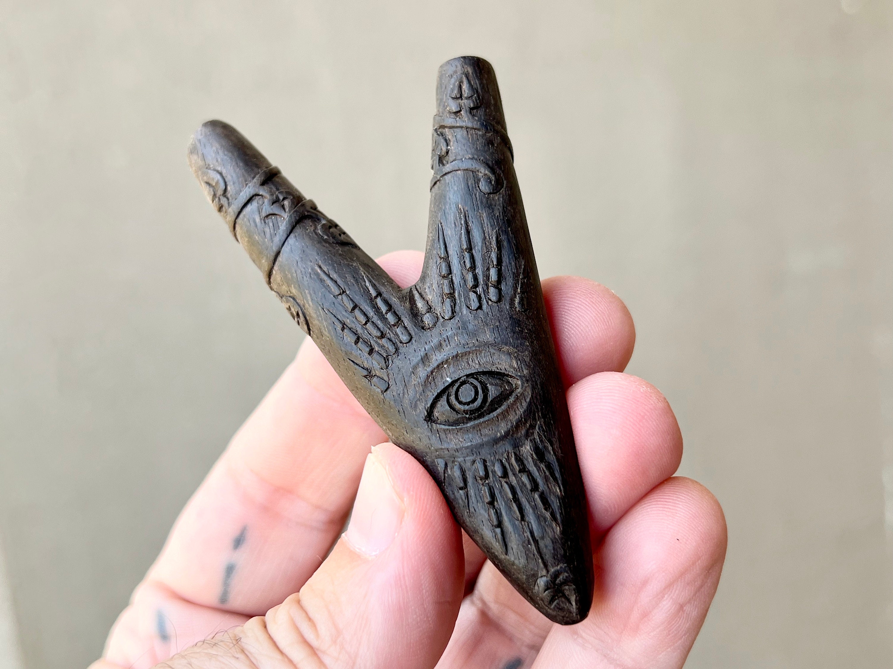 Kuripe, Solid Wood All-Seeing Eye with Vine Kuripe, Single Block Kuripe ...