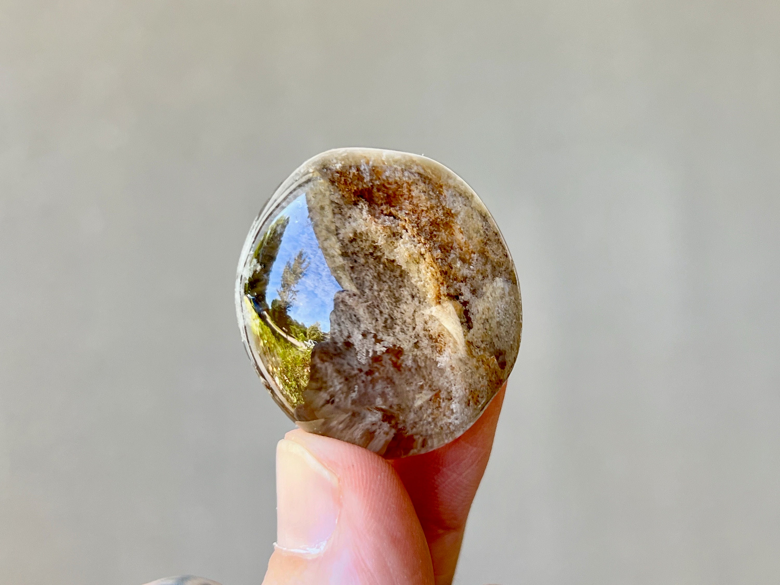 Lodolite Quartz Palm Stone with Lovely Earth Tone Inclusions, Water ...