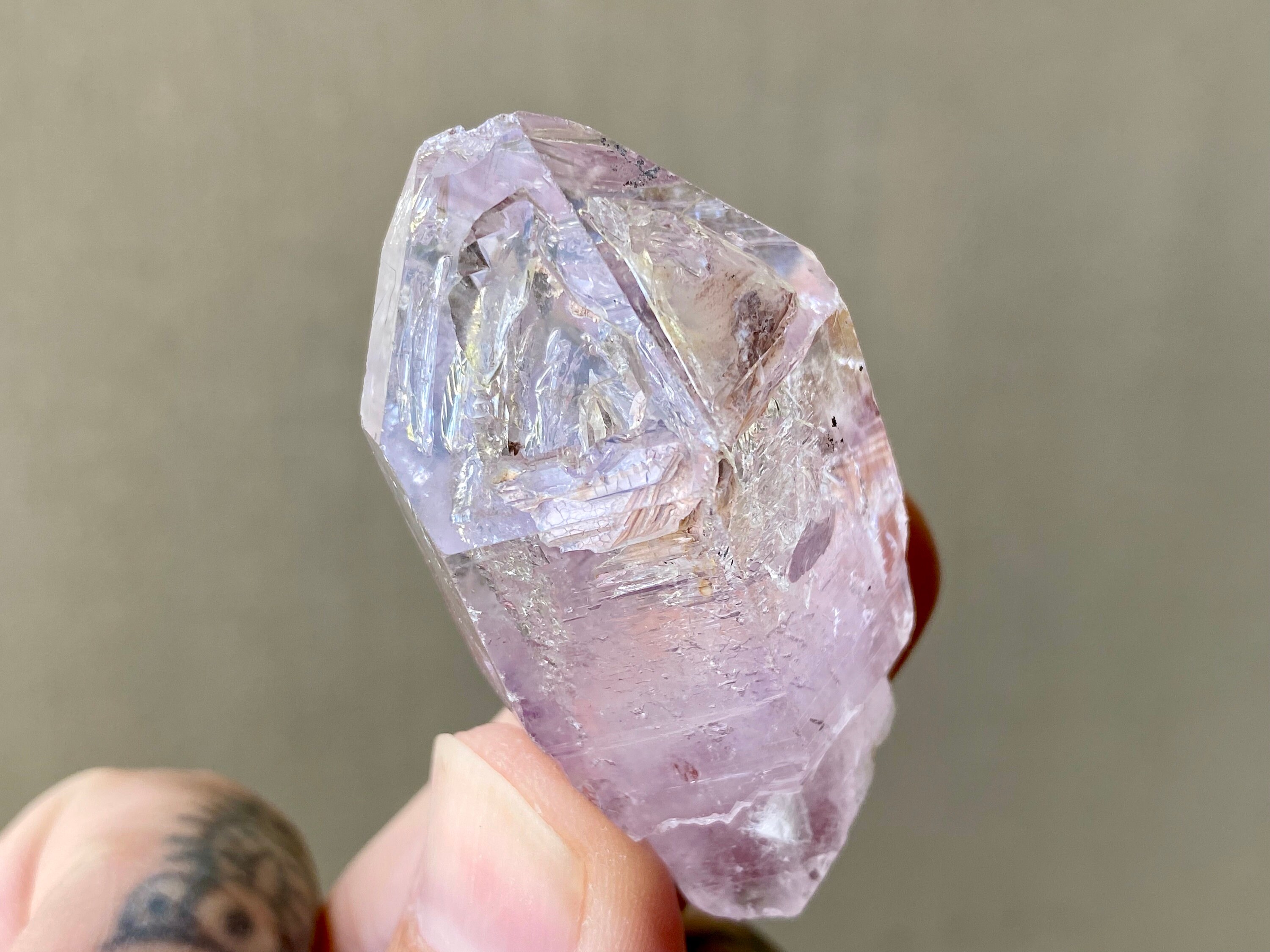 Vera Cruz Amethyst Scepter with Enhydro, Enhydro Amethyst with Moving ...