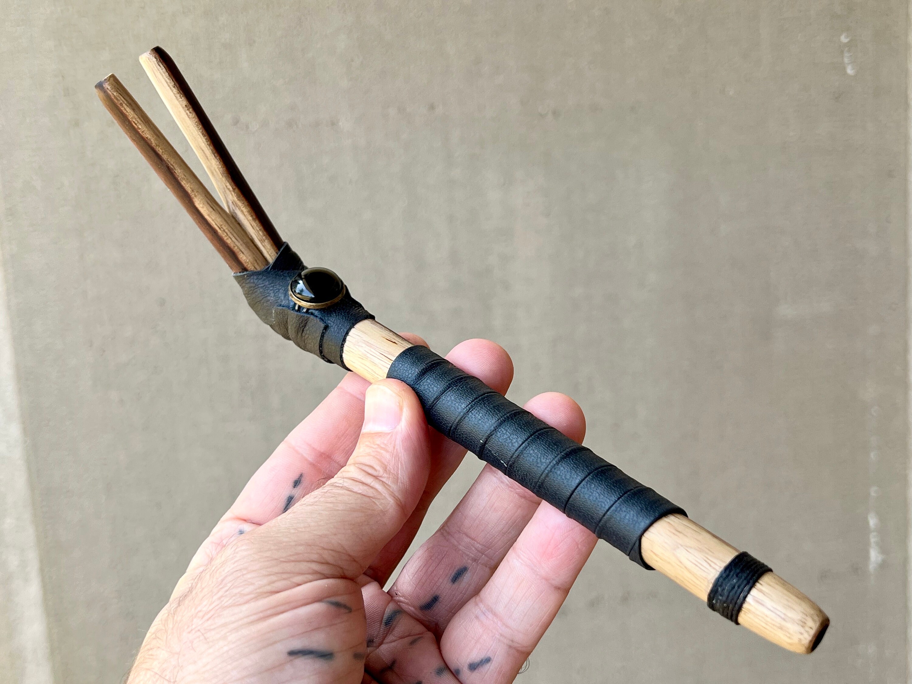 Double Tepi (kuripe) pipe with Black Onyx