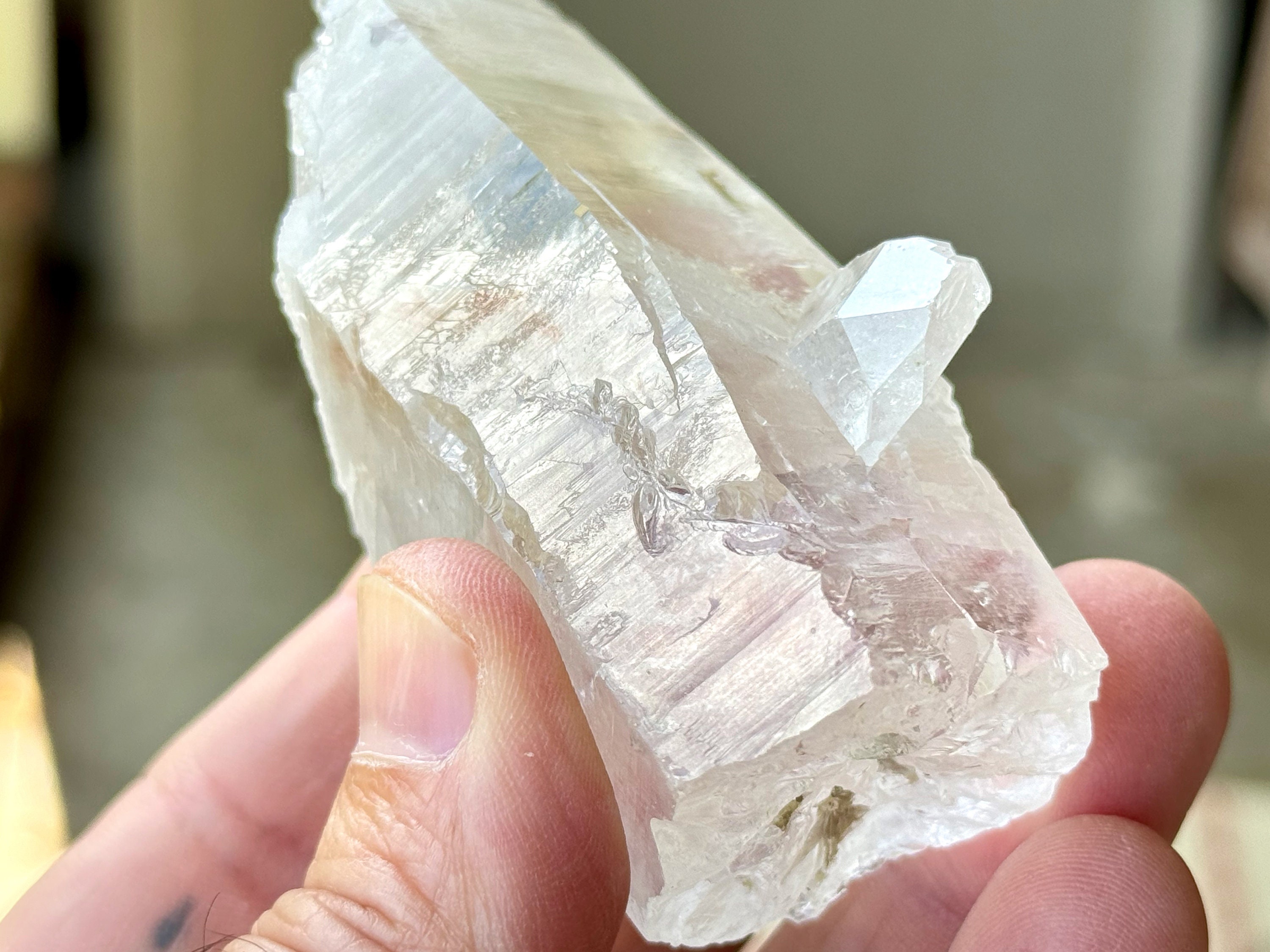 Lightning Strike Quartz with Unique Curved Formation and Elestial Main ...