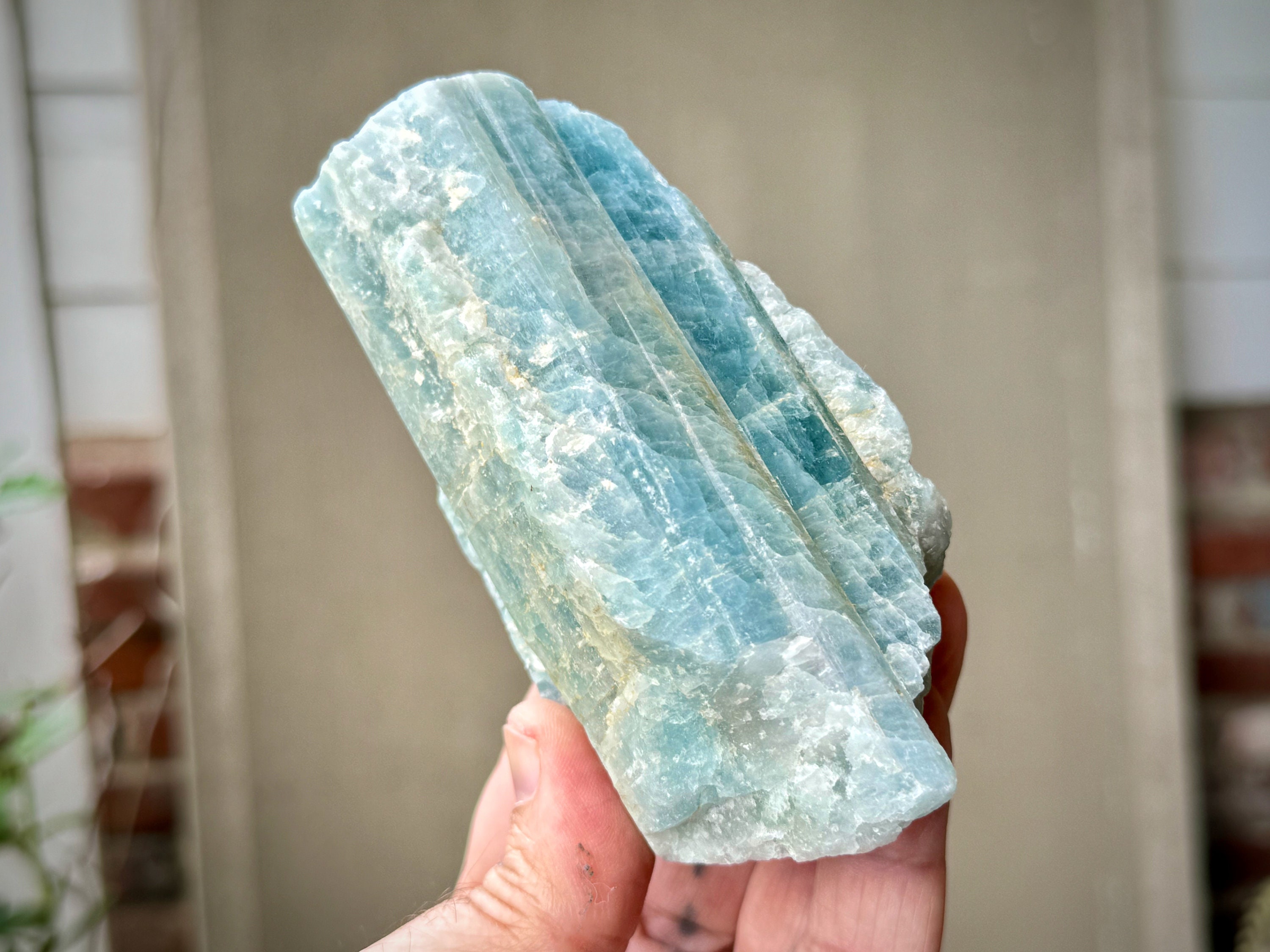 Aquamarine Crystal, 479g, Throat Chakra Crystal for Self-Expression ...