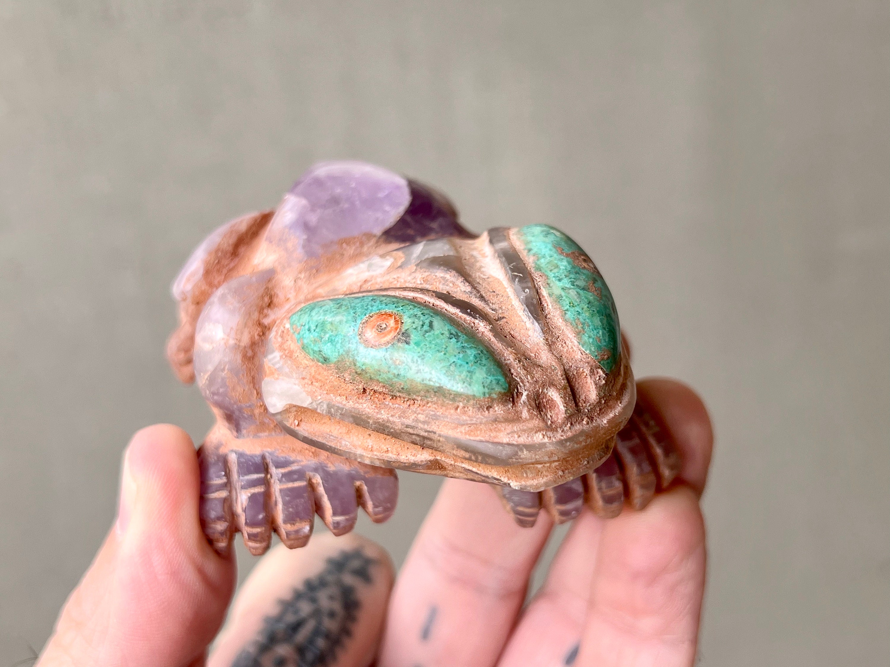 Amethyst Frog by José Aguilar, Carved Crystal Frog Totem Figurine for ...