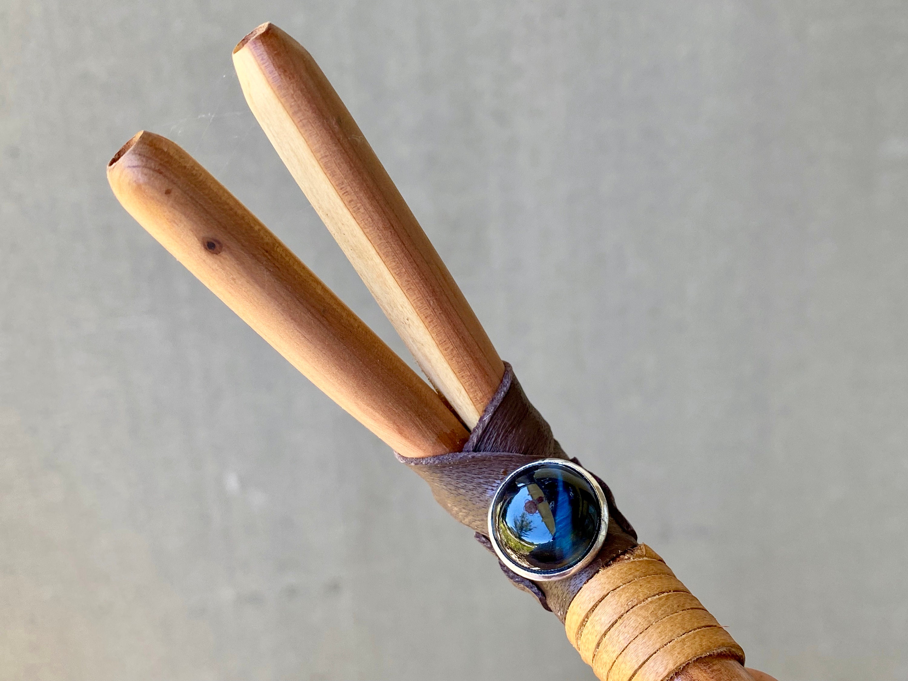 Double Tepi (kuripe) pipe with Blue Tiger's Eye, Solid Wood Tepi ...