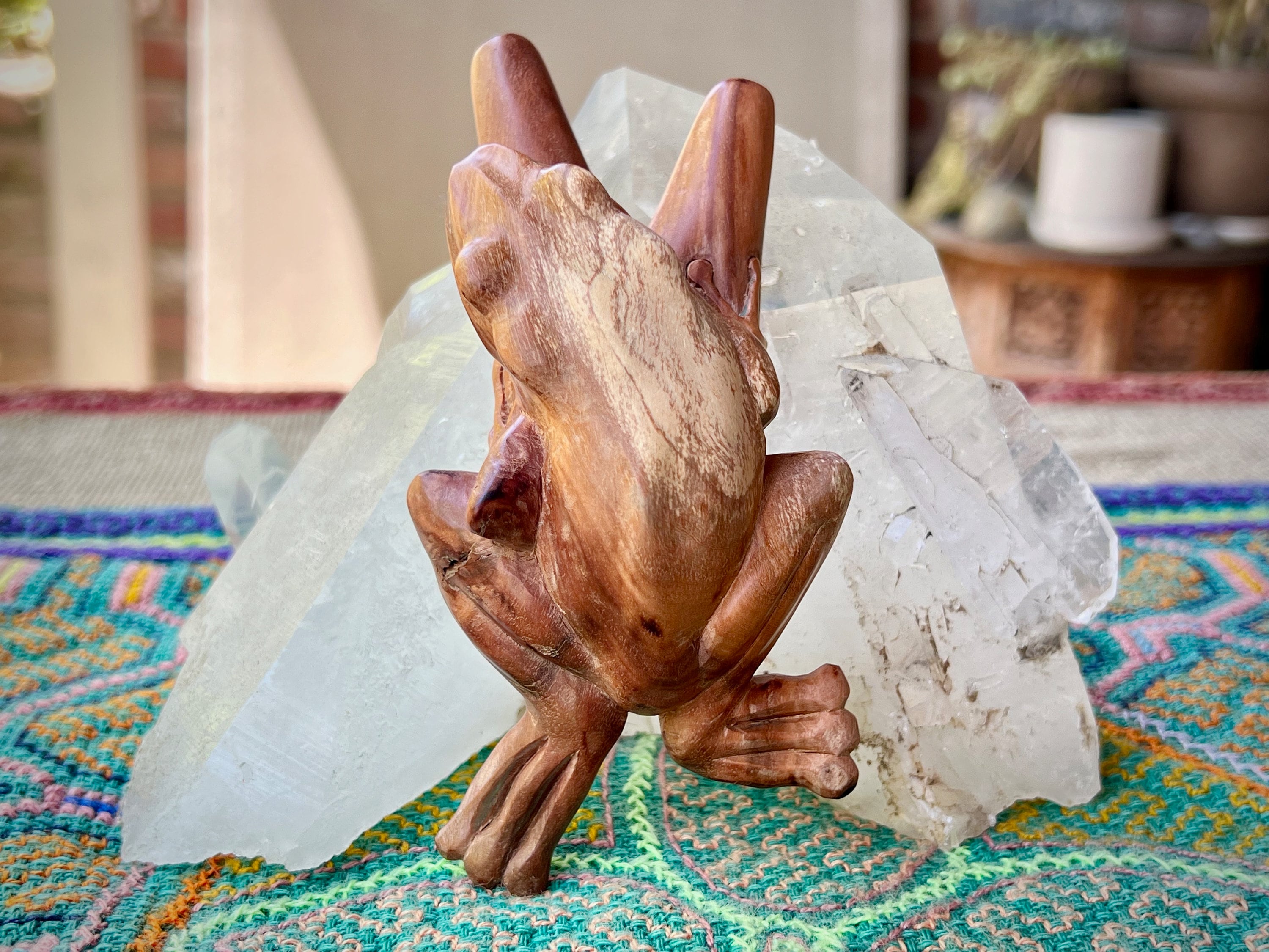 Monkey Tree Frog Totem Kuripe, Two-Tone Wood Kuripe, Hand Carved from a ...