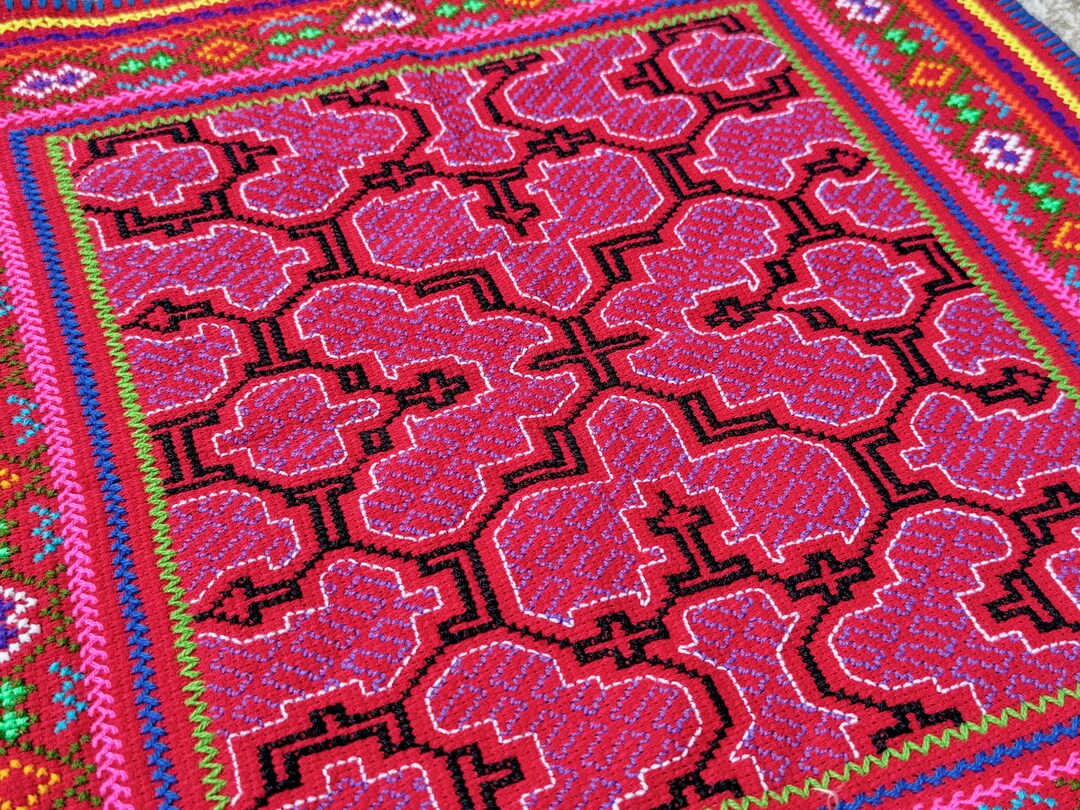 Shipibo Manta Cloth by Peruvian Artist Isabel Franquines, 18" X 18 ...