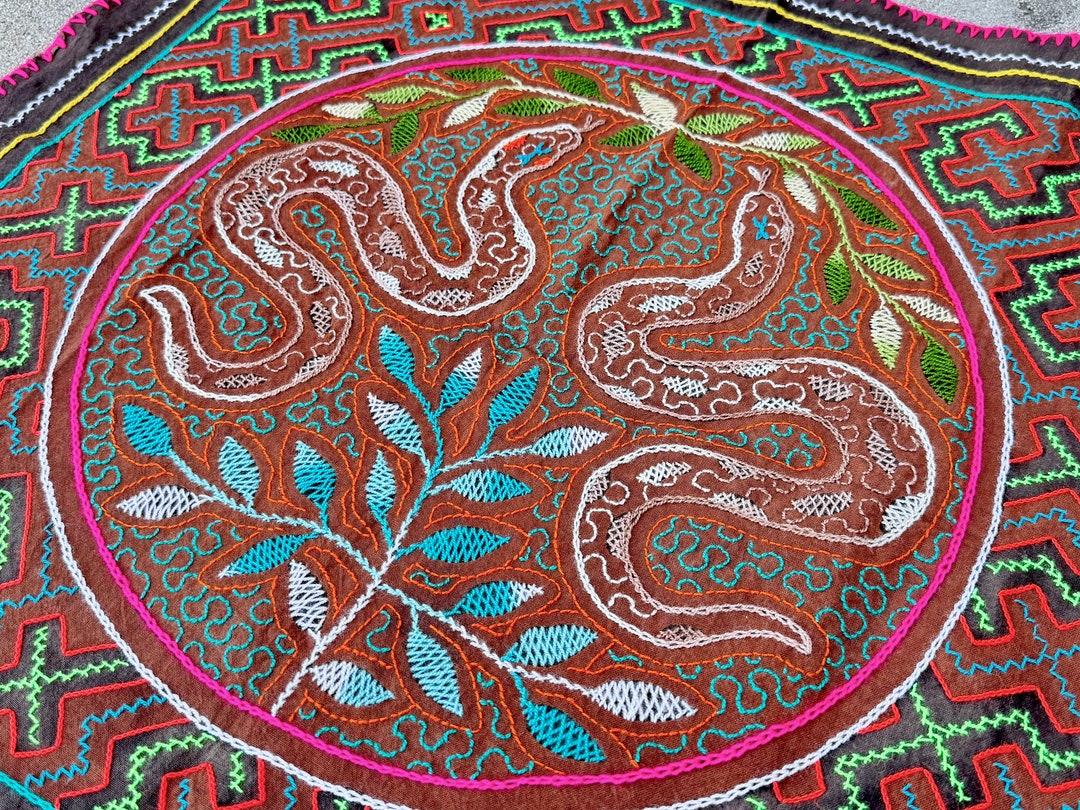 Shipibo Manta Cloth With Two Snakes by Denise Bautista, 26 X 28 ...
