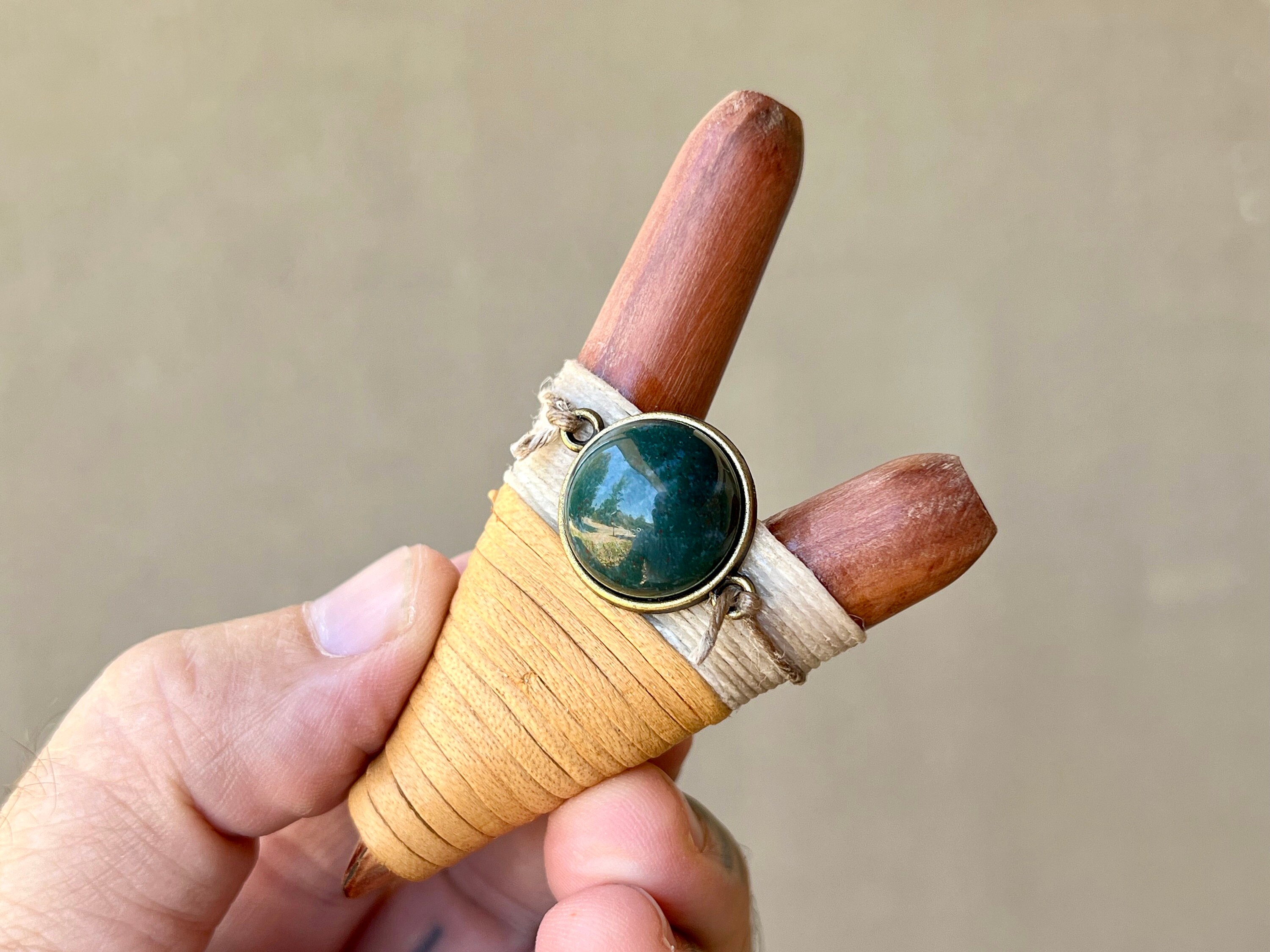 Kuripe, Wooden Kuripe with Beautiful Moss Agate, Handcrafted Shamanic ...