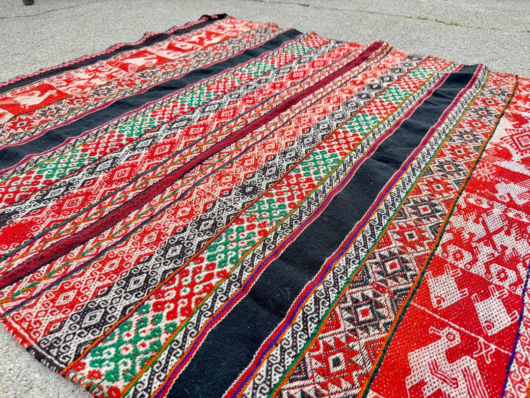 40" X 43" Andean Manta Cloth From Patakancha, Ollantaytambo, Extra ...