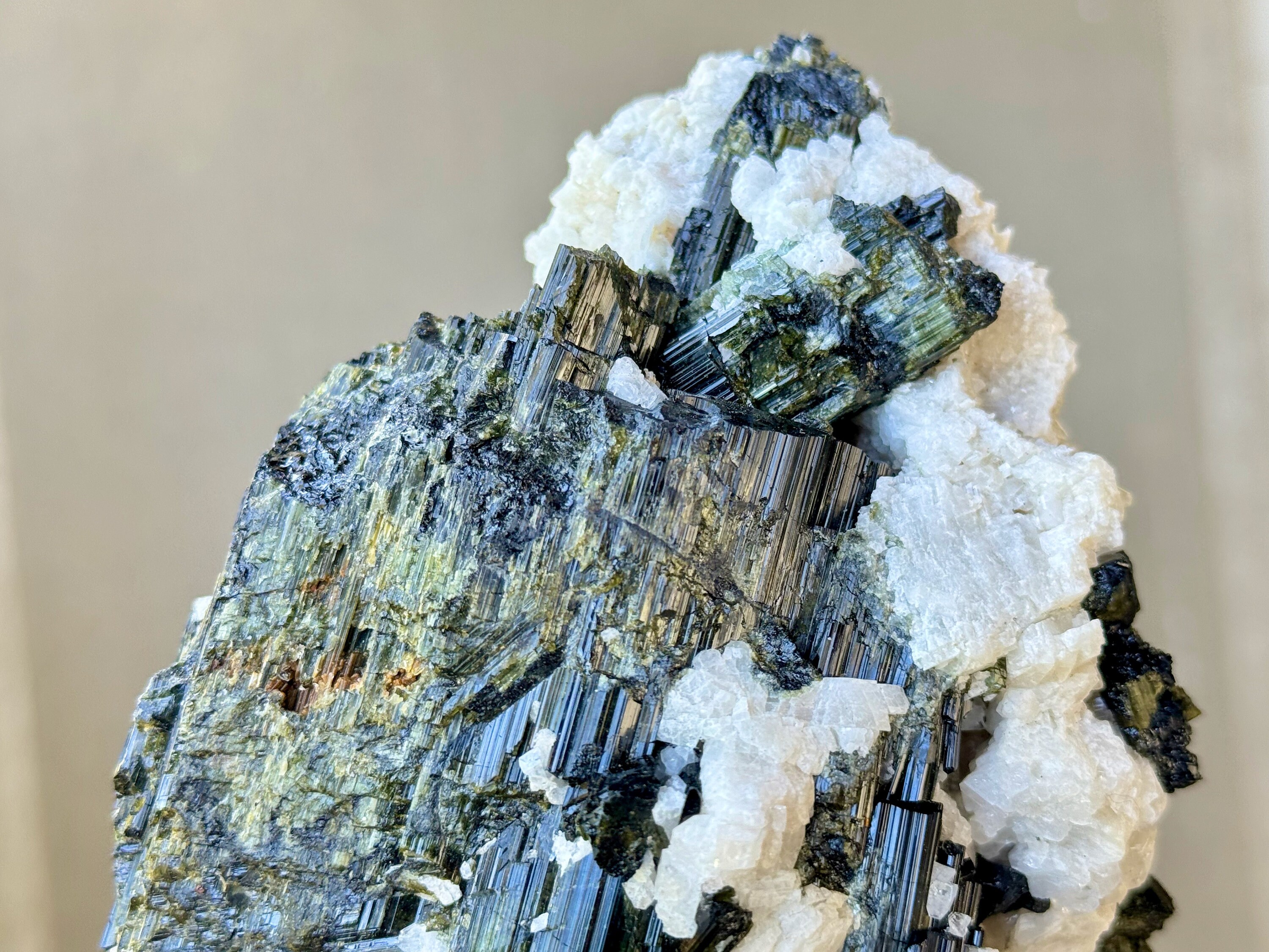 Bicolor Cat's Eye Green Tourmaline with White Albite from Aricanga Mine, 1.5 Kilo, Minas Gerais ...