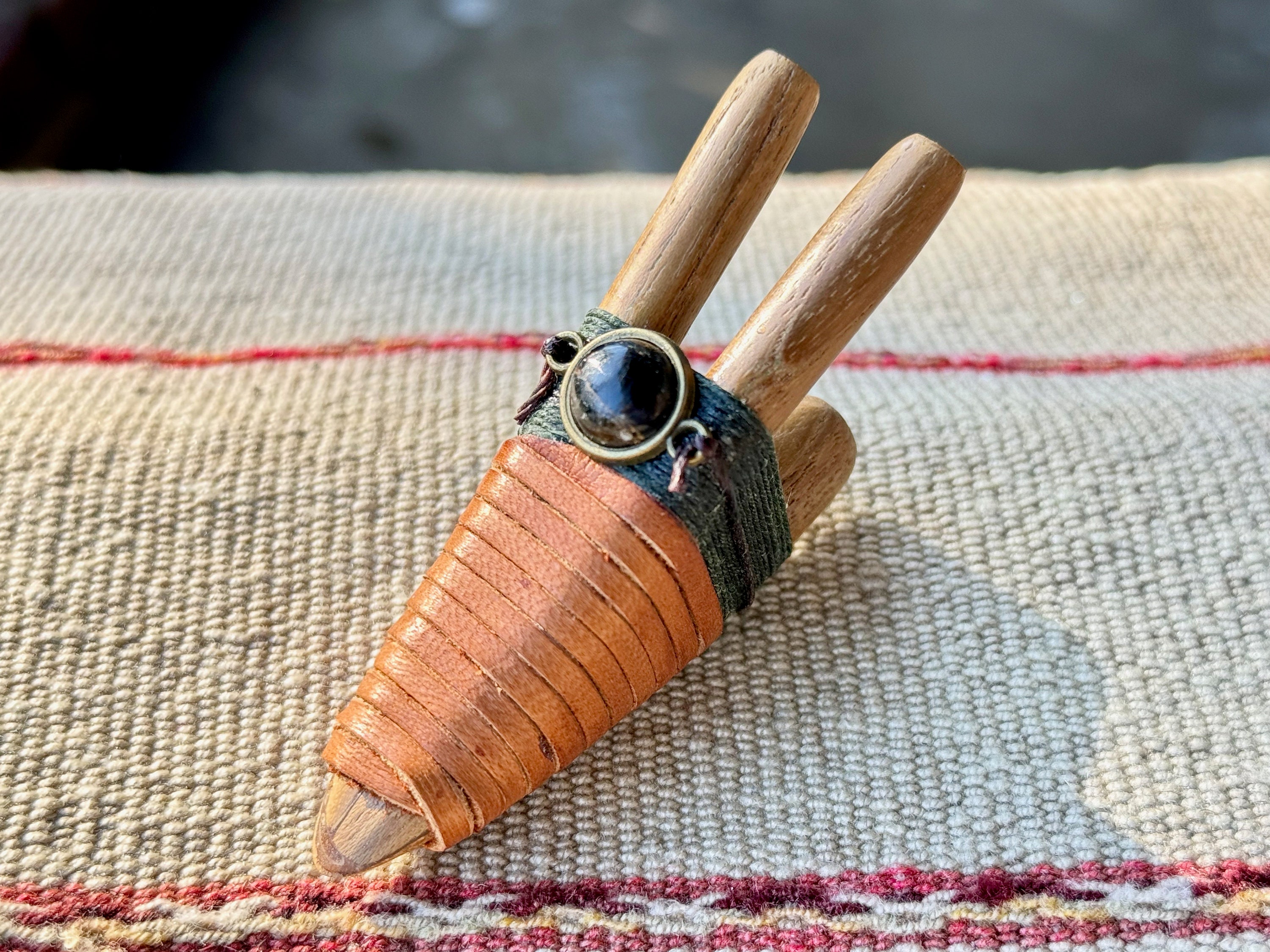 Double Kuripe Pipe, Handcrafted Natural Teak Wood Double Barrel Kuripe ...