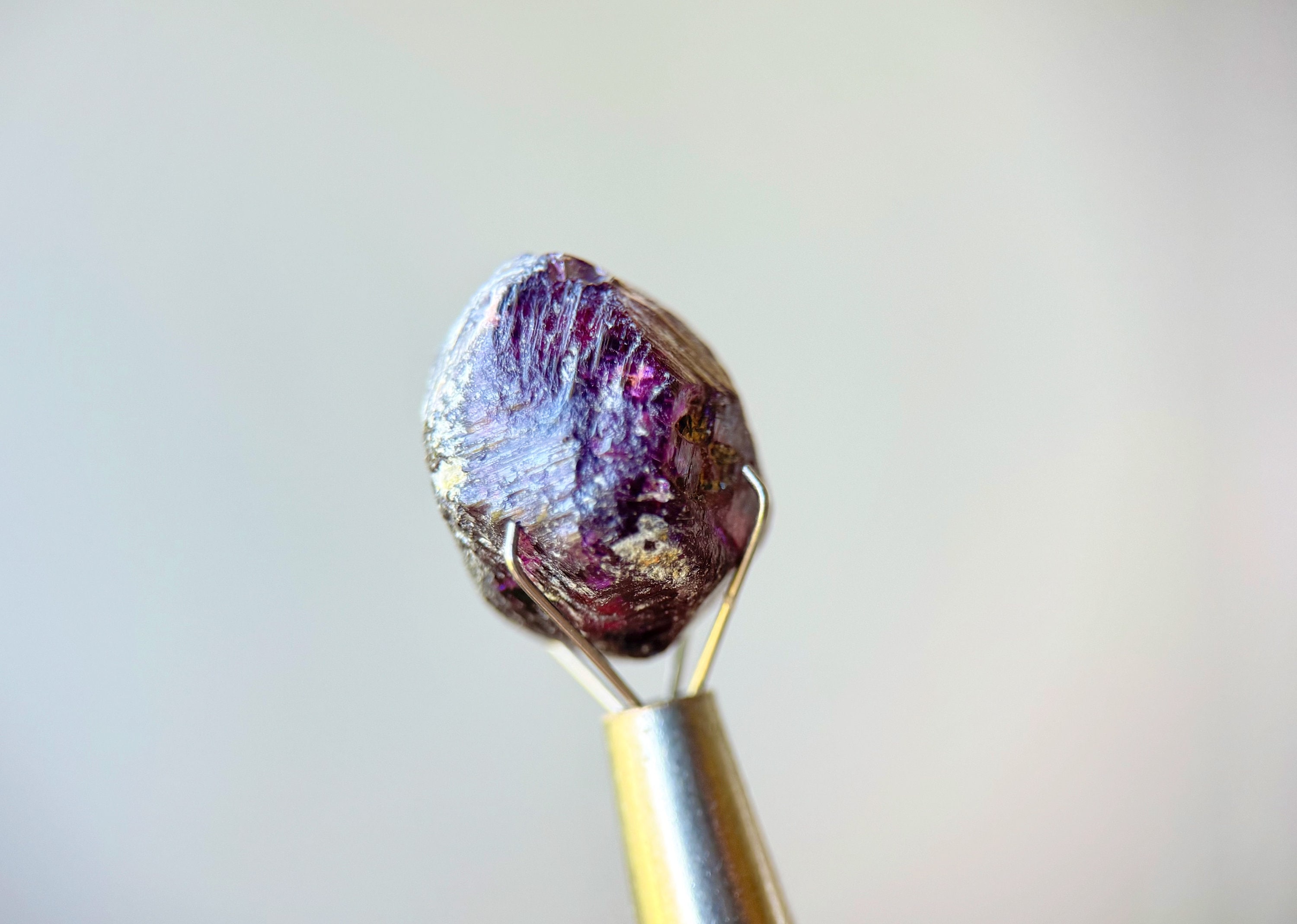 Almandine Red Garnet with Vibrant Red Wine Color, 5g, Old Find, Root ...