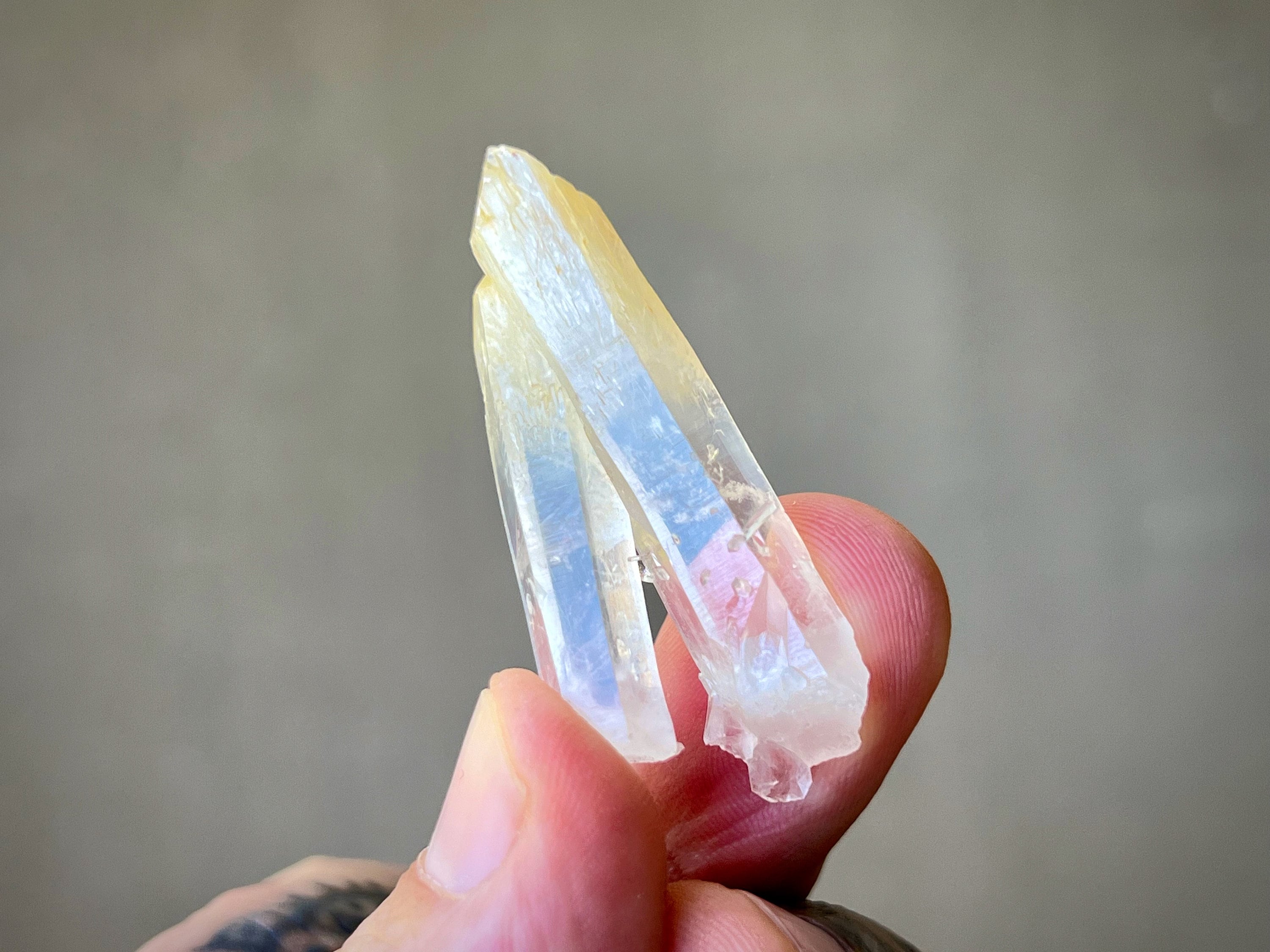 Mango Quartz with Yellow Orange Halloysite Inclusion, Crown Chakra ...
