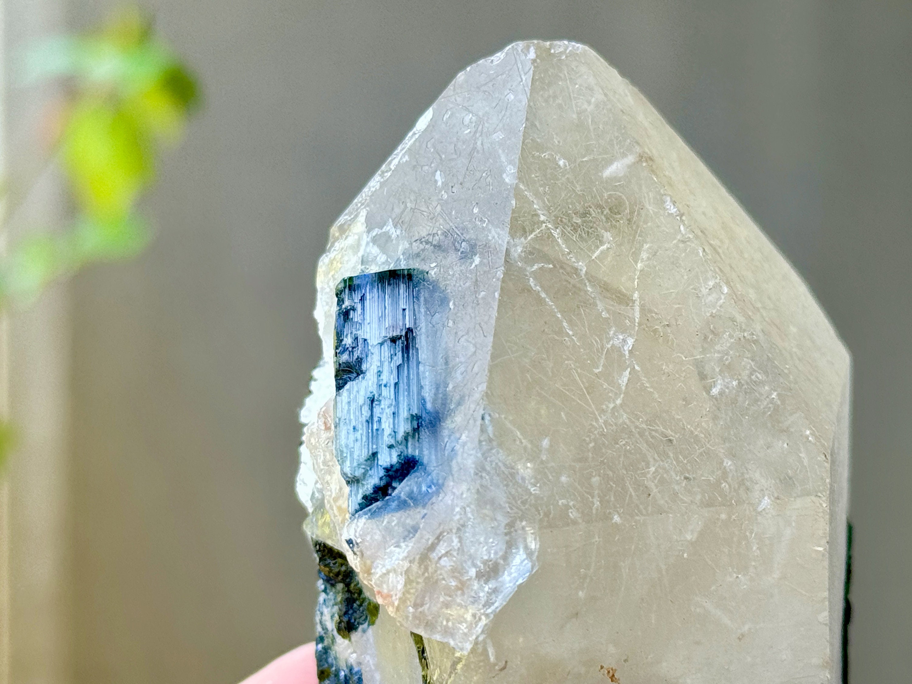 Quartz Crystal with Bicolor Midnight Blue and Opalescent White ...