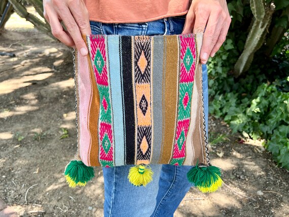 Handwoven Peruvian Bags - HANAQPACHA