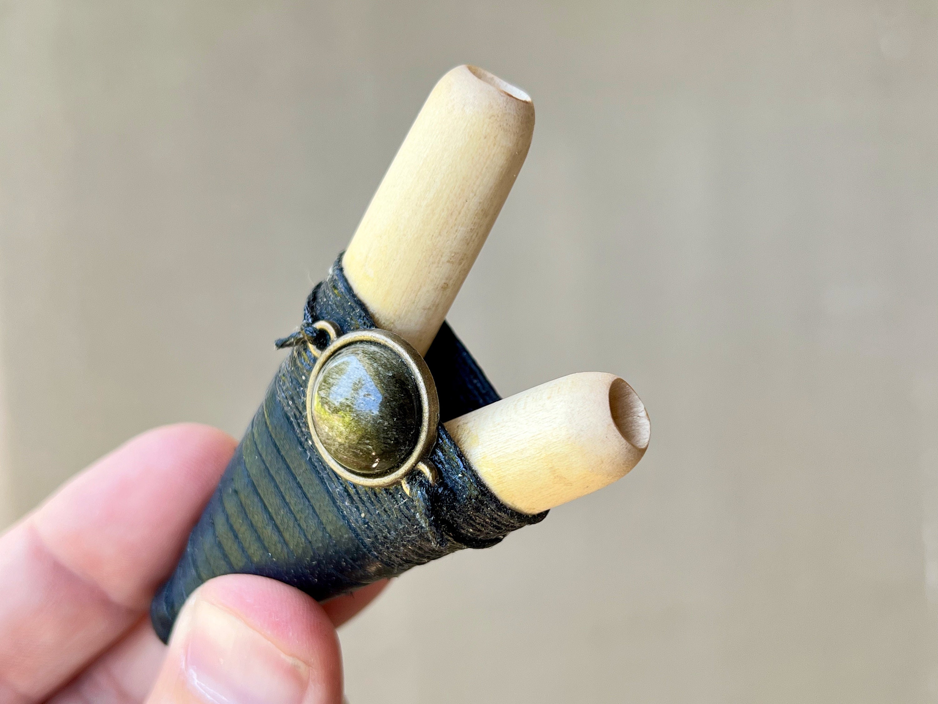 Kuripe, Natural Light Wood Kuripe with Silver Sheen Obsidian ...