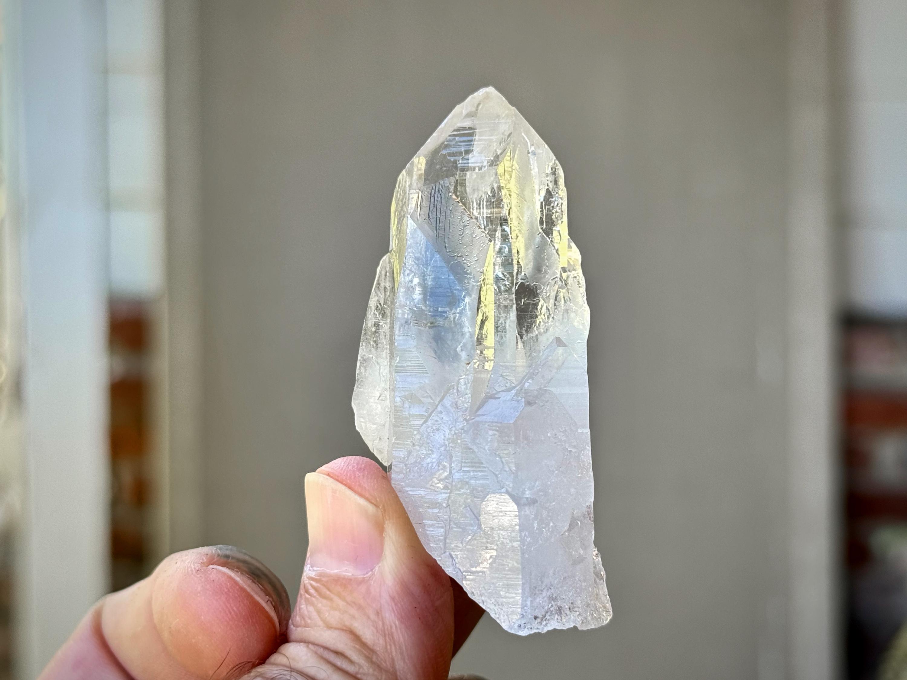Lightbrary Cathedral Quartz from Jenipapo, 52g, Old Find, Water Clear ...