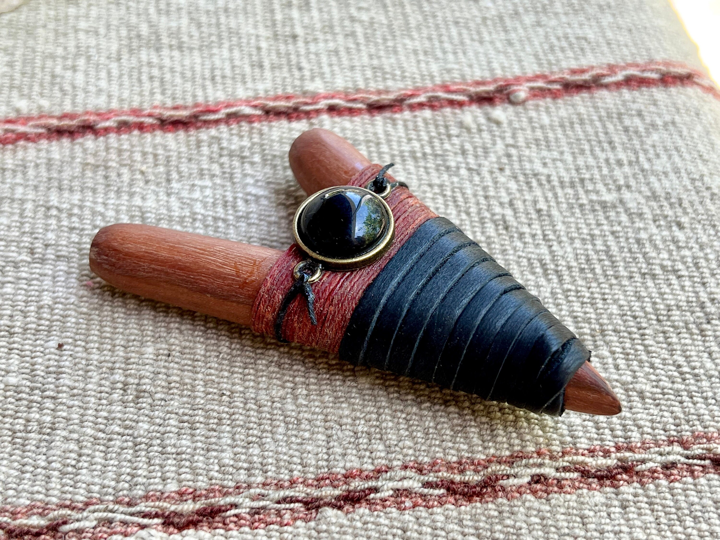 Kuripe with Black Onyx, Solid Wood Kuripe, shamanic snuff self ...