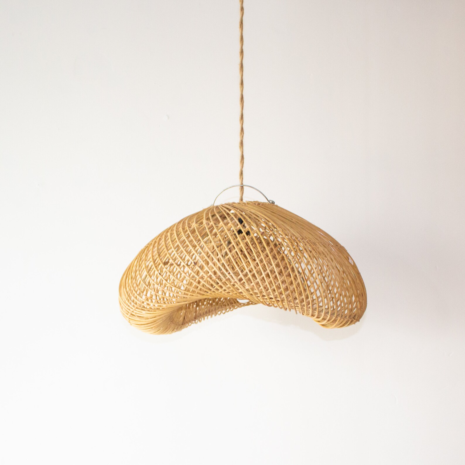 Handwoven Rattan Shell Pendant Light | Simple and Natural Lamp Boho - Etsy