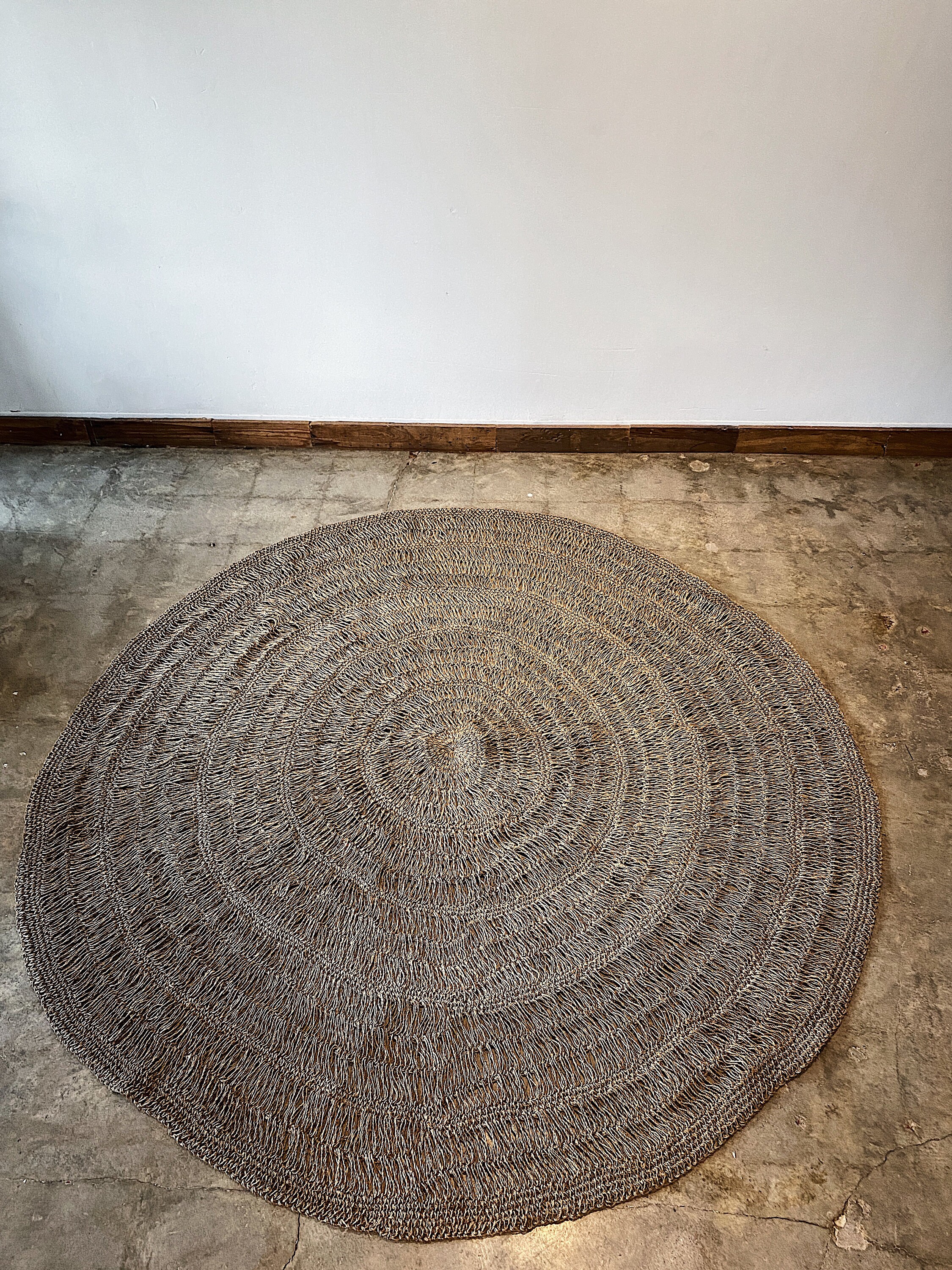 Round Handwoven Pandan Rug, Natural Material for Natural Looks - Etsy