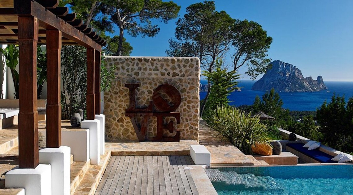 Extra-large LOVE Letters Metal Sculpture Outdoor or Indoor Decorations ...